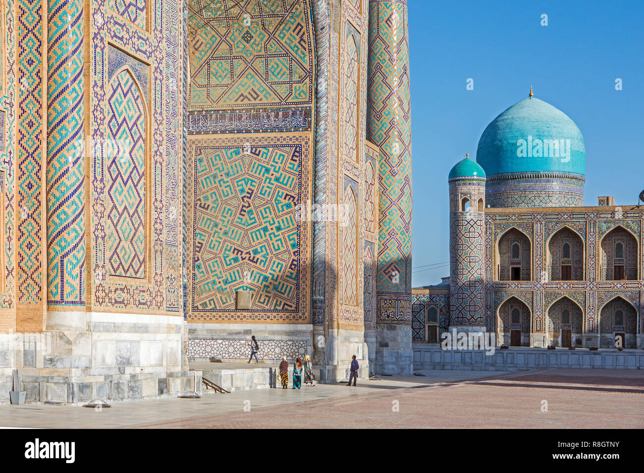 Ulugbek Madrasa and Tilla-Kari Madrasa, Registan, Samarkand, Uzbekistan ...