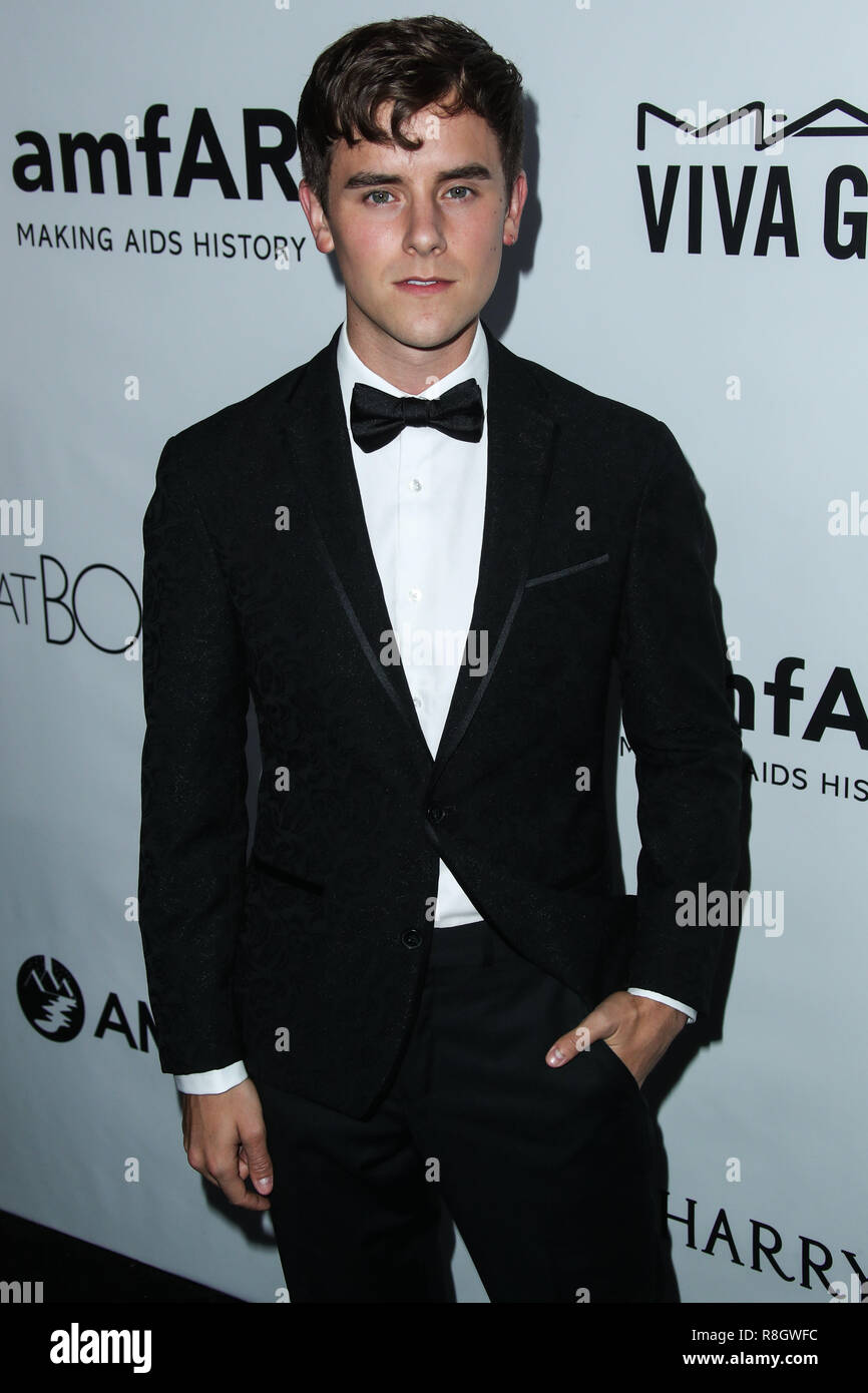 BEVERLY HILLS, LOS ANGELES, CA, USA - OCTOBER 13: Connor Franta at the ...