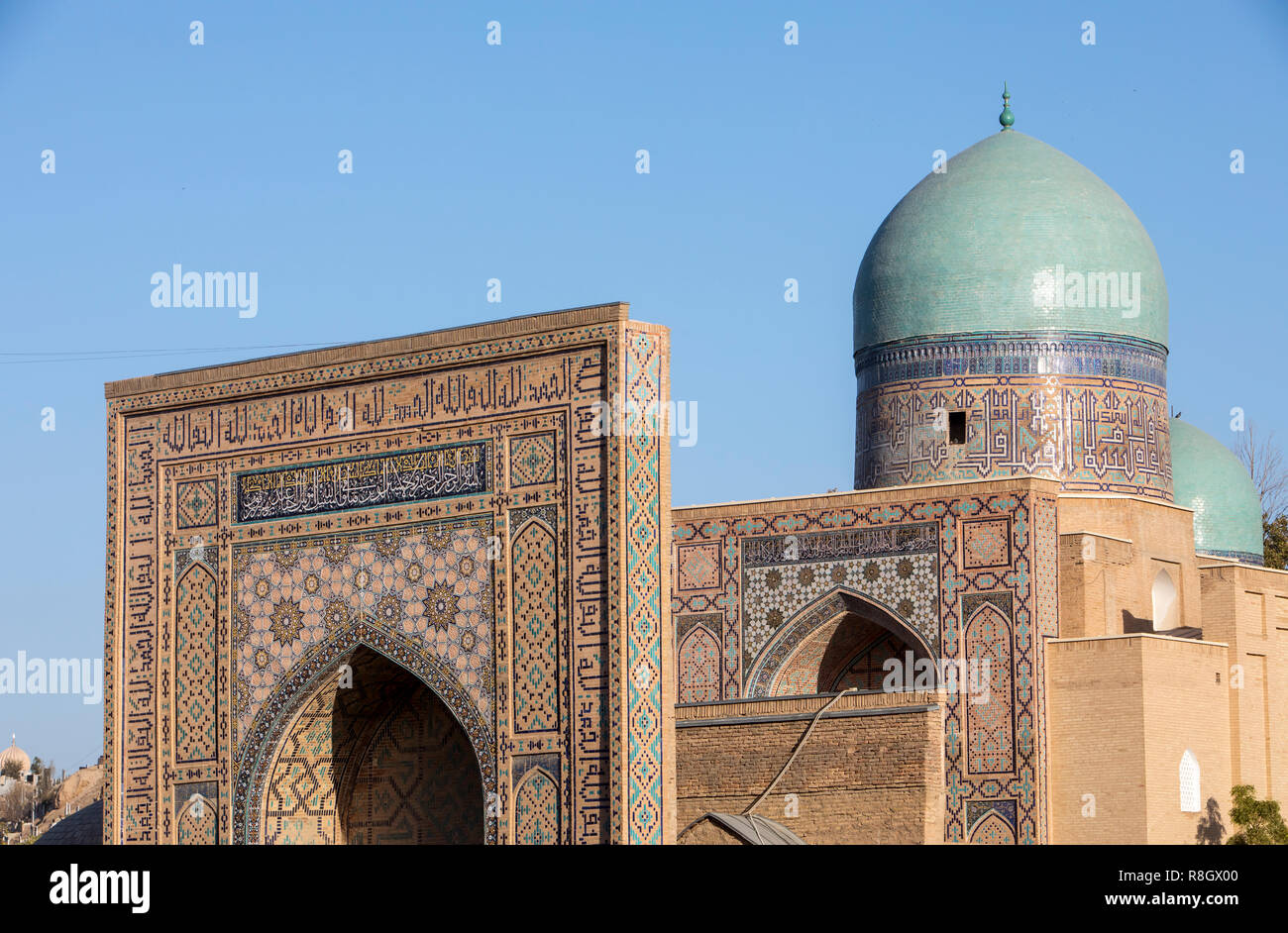 Shah-i-Zinda complex, Samarkand, Uzbekistan Stock Photo - Alamy