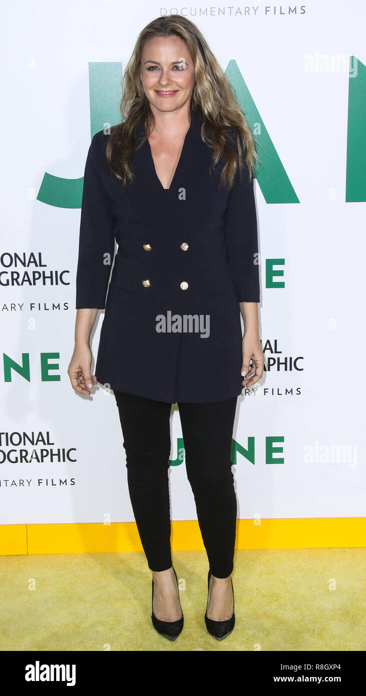 HOLLYWOOD, LOS ANGELES, CA, USA - OCTOBER 09: Alicia Silverstone at the ...