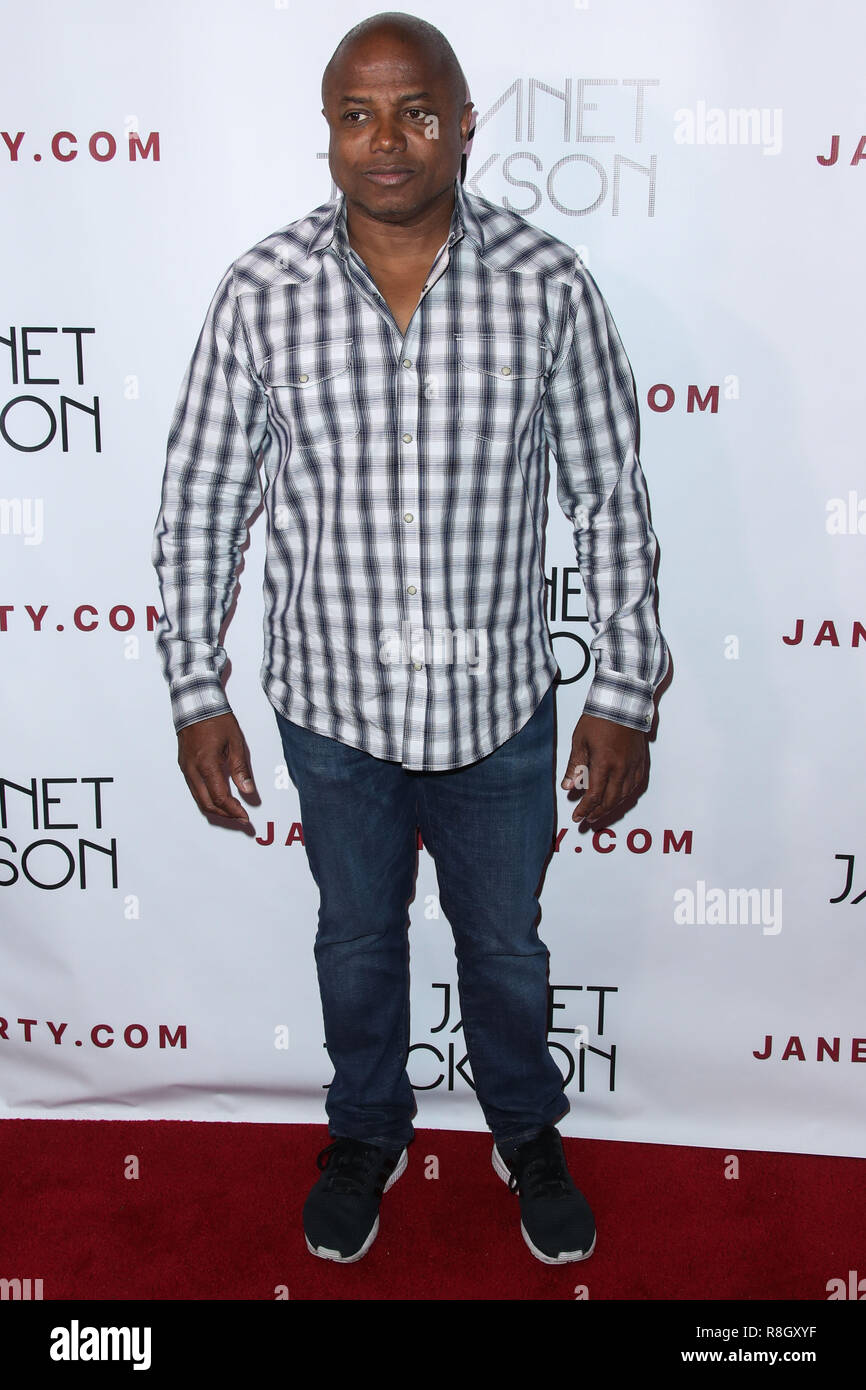 HOLLYWOOD, LOS ANGELES, CA, USA - OCTOBER 08: Randy Jackson arrives at ...