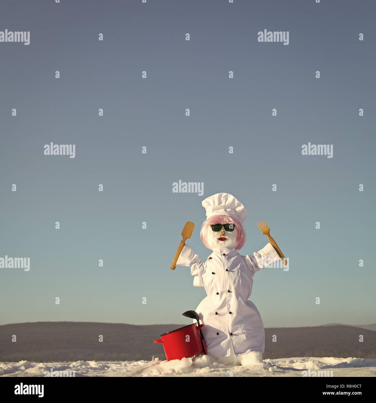 Snowman chef hi-res stock photography and images - Alamy