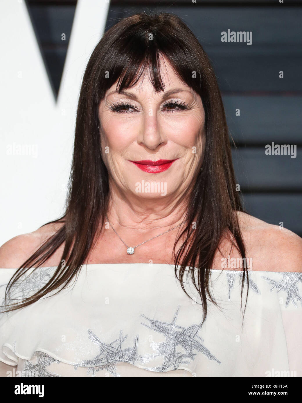 BEVERLY HILLS, LOS ANGELES, CA, USA - FEBRUARY 26: Anjelica Huston ...