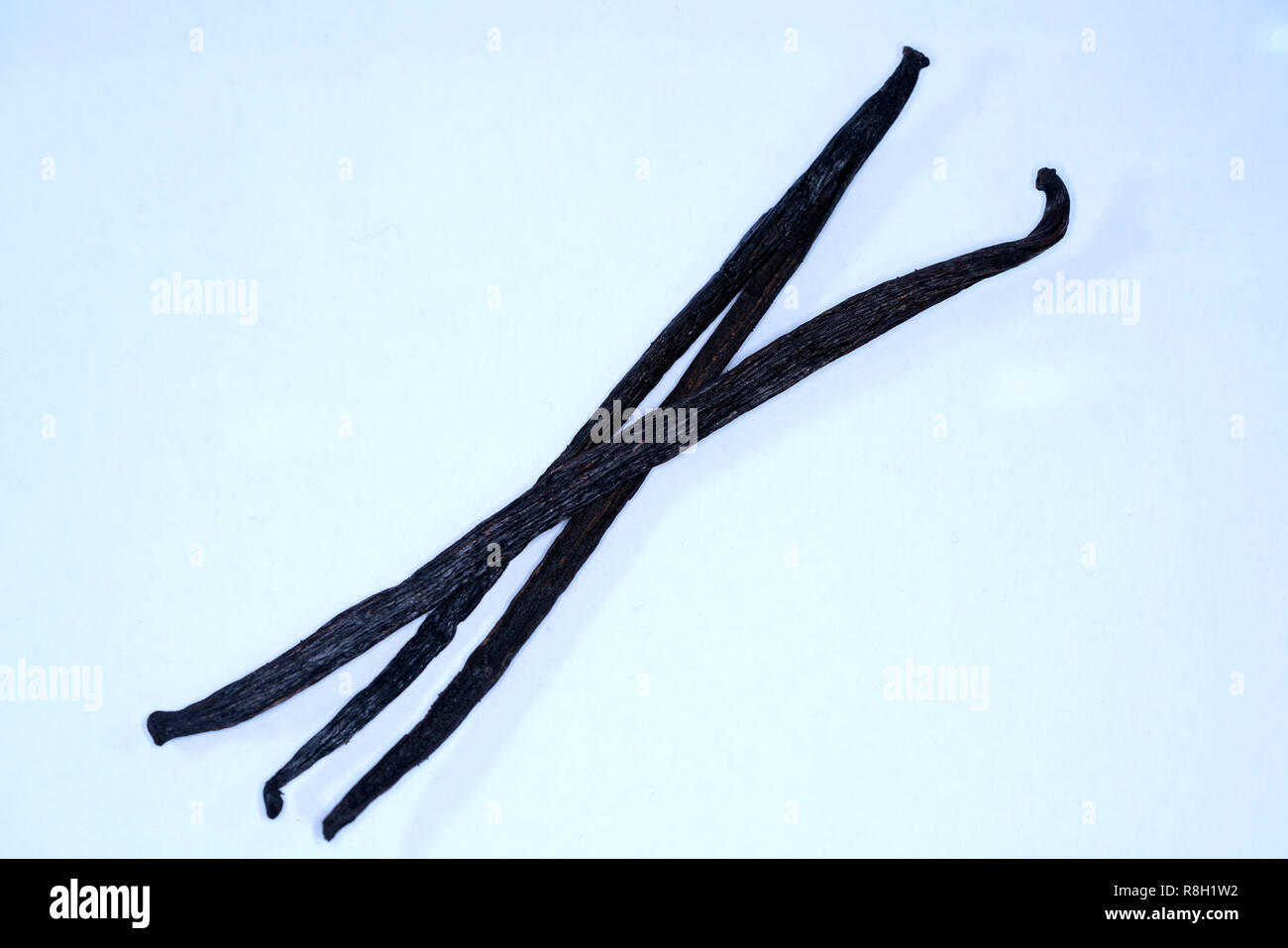 The vanilla is a spice that comes from the fermented capsule fruits ...