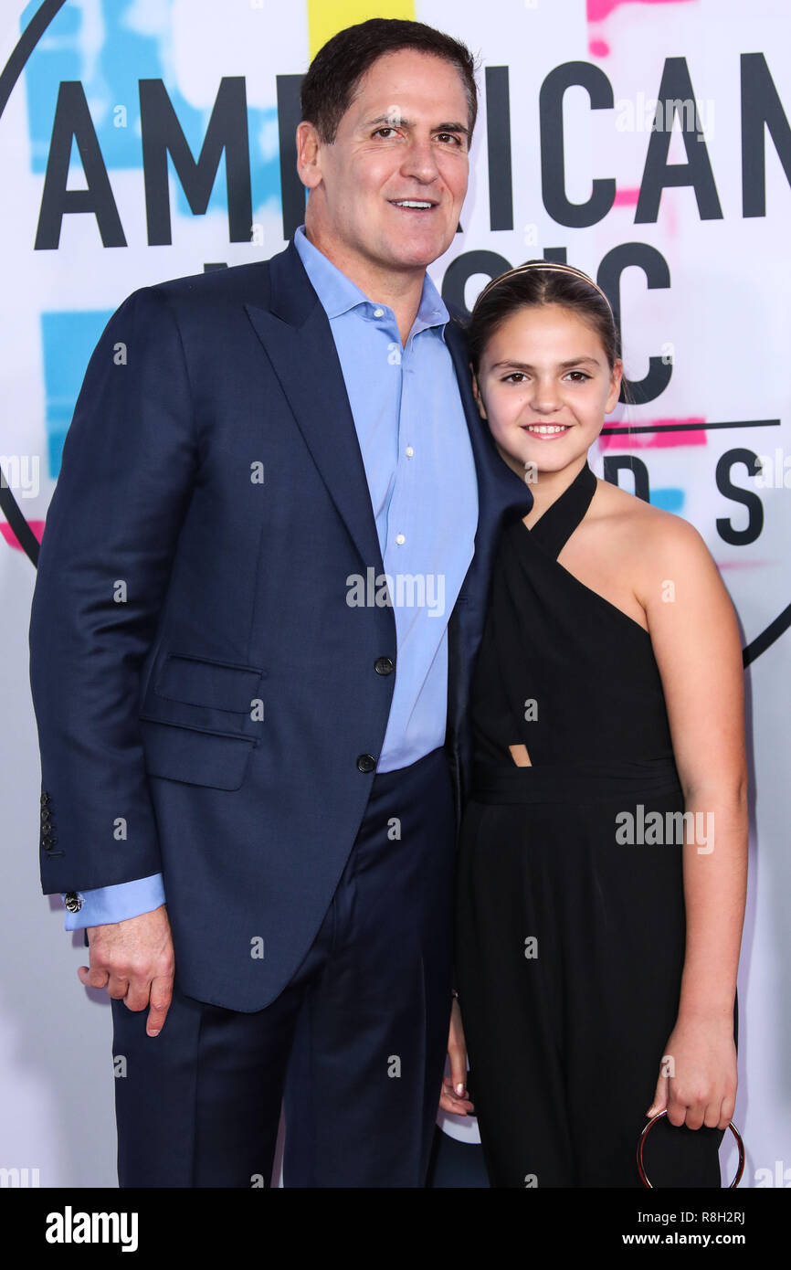 LOS ANGELES, CA, USA - NOVEMBER 19: Mark Cuban, Alyssa Cuban at the ...