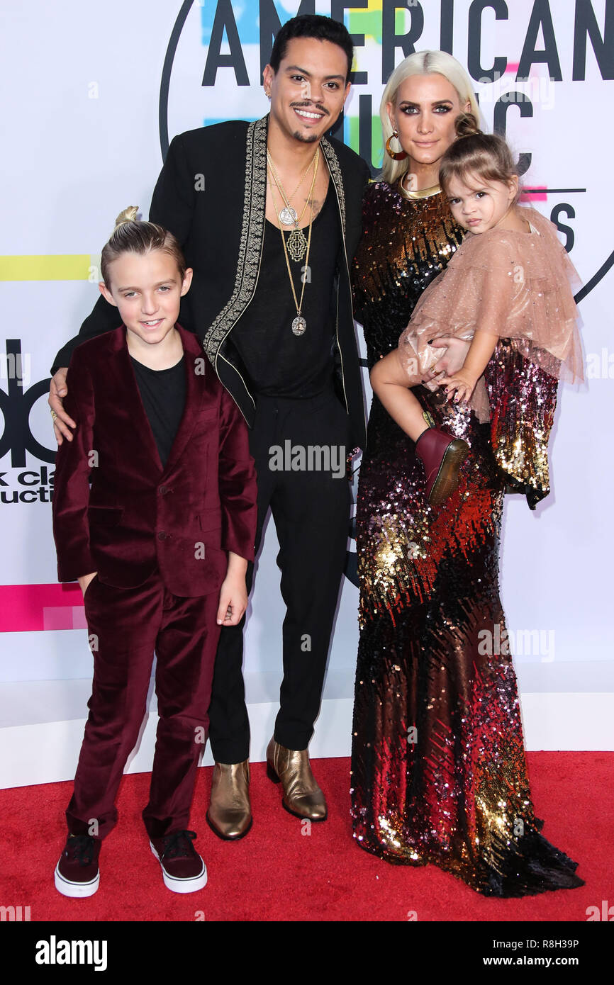 LOS ANGELES, CA, USA - NOVEMBER 19: Evan Ross, Ashlee Simpson, Jagger ...