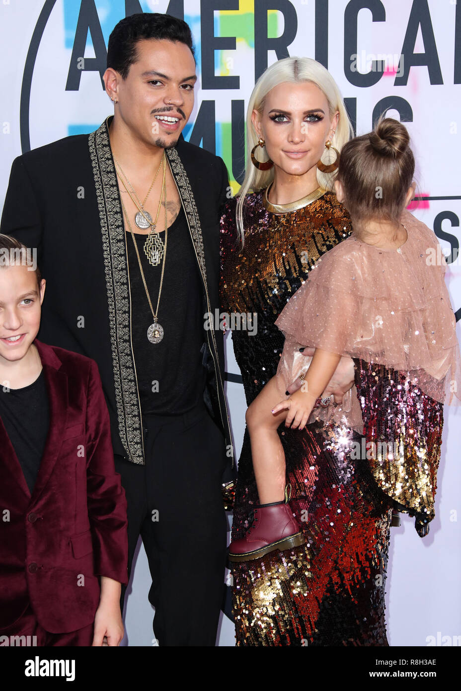 LOS ANGELES, CA, USA - NOVEMBER 19: Evan Ross, Ashlee Simpson, Jagger ...