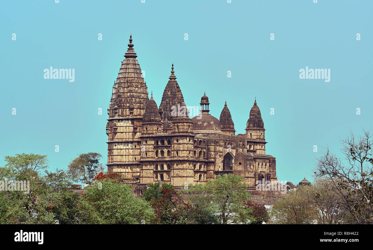Orchha ram raja temple hi-res stock photography and images - Alamy