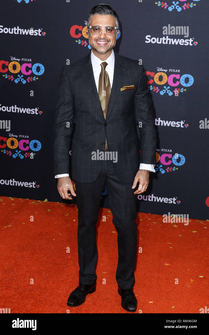 HOLLYWOOD, LOS ANGELES, CA, USA - NOVEMBER 08: Jaime Camil arrives at ...