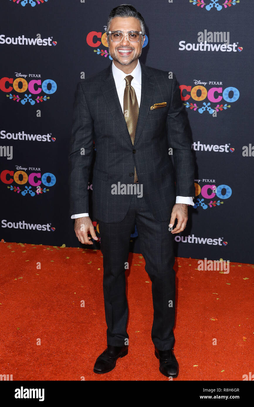 HOLLYWOOD, LOS ANGELES, CA, USA - NOVEMBER 08: Jaime Camil arrives at ...