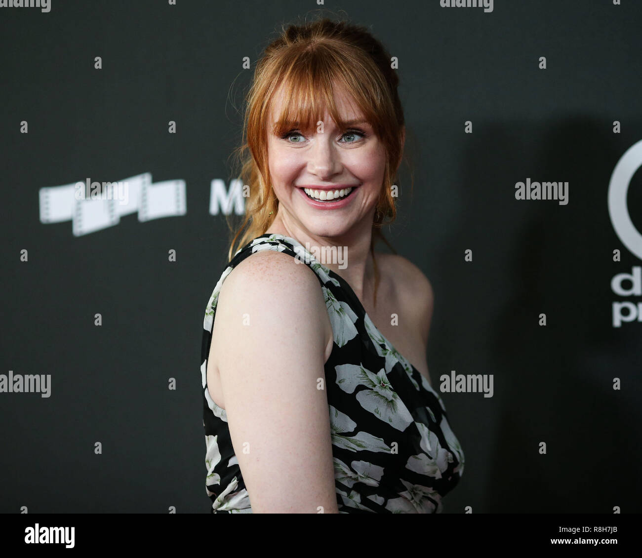 BEVERLY HILLS, LOS ANGELES, CA, USA - NOVEMBER 05: Actress Bryce Dallas ...
