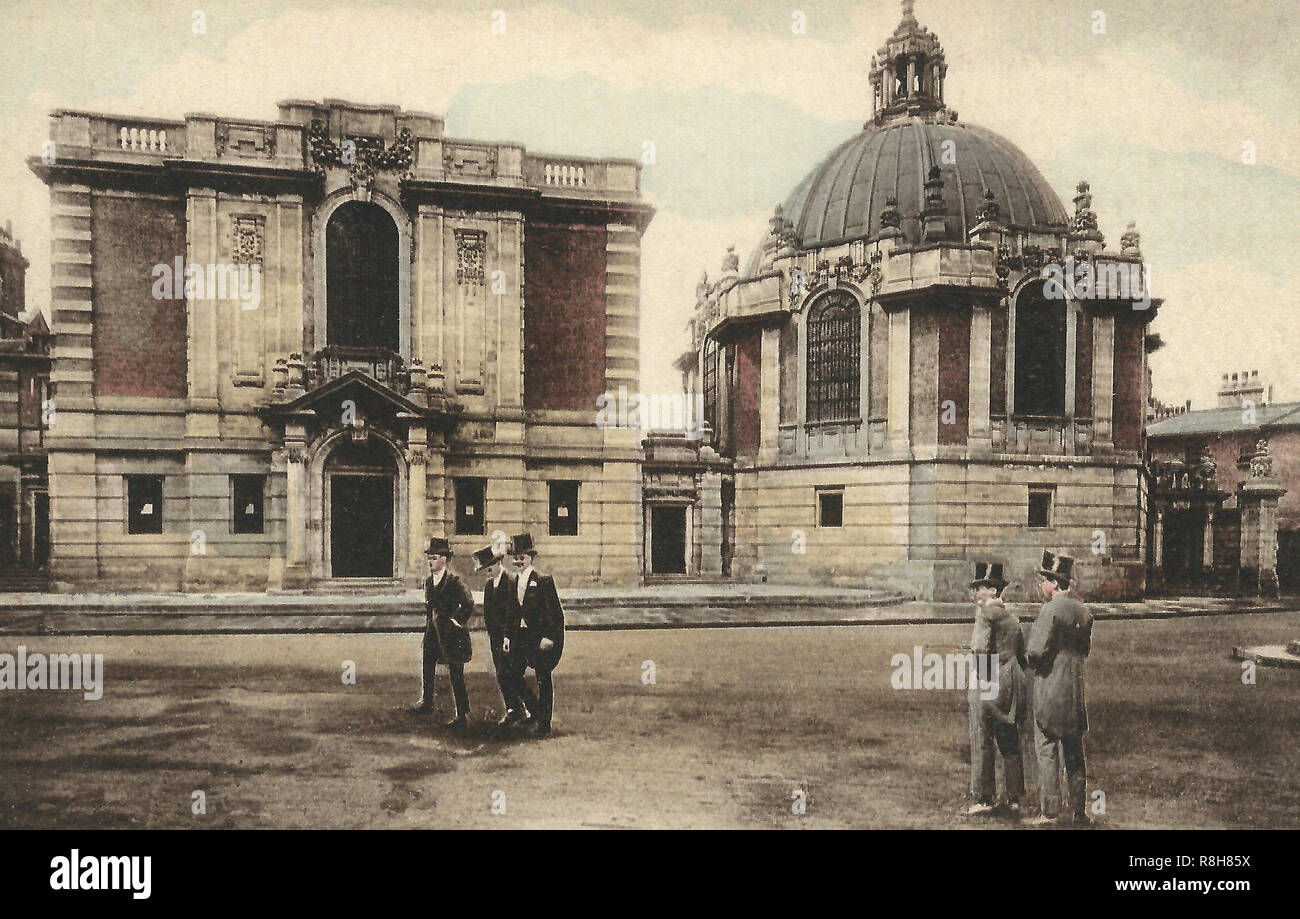 Eton collage school hall Stock Photo - Alamy