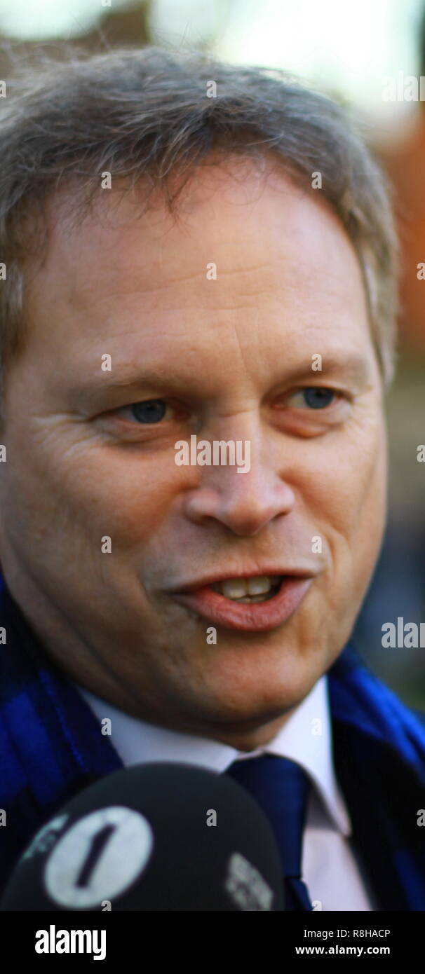 Russell grant hi-res stock photography and images - Alamy