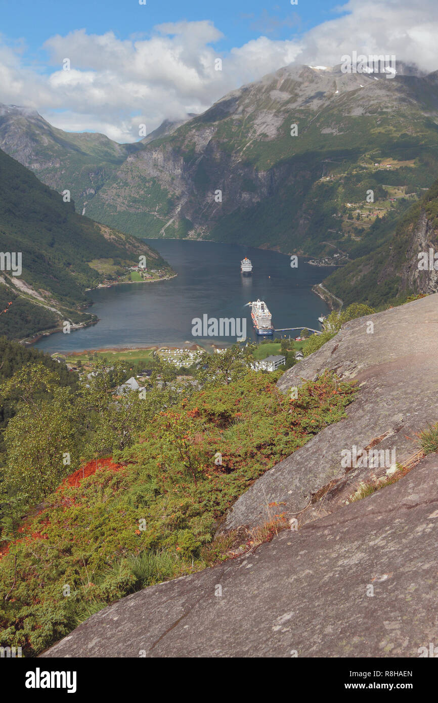 Flydalsjuvet geiranger fjord hi-res stock photography and images - Alamy