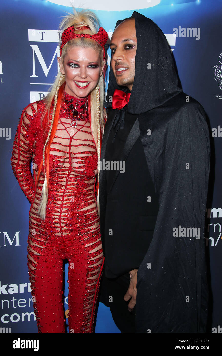 LOS ANGELES, CA, USA - OCTOBER 21: Tara Reid, Ted Dhanik at the 2017 ...