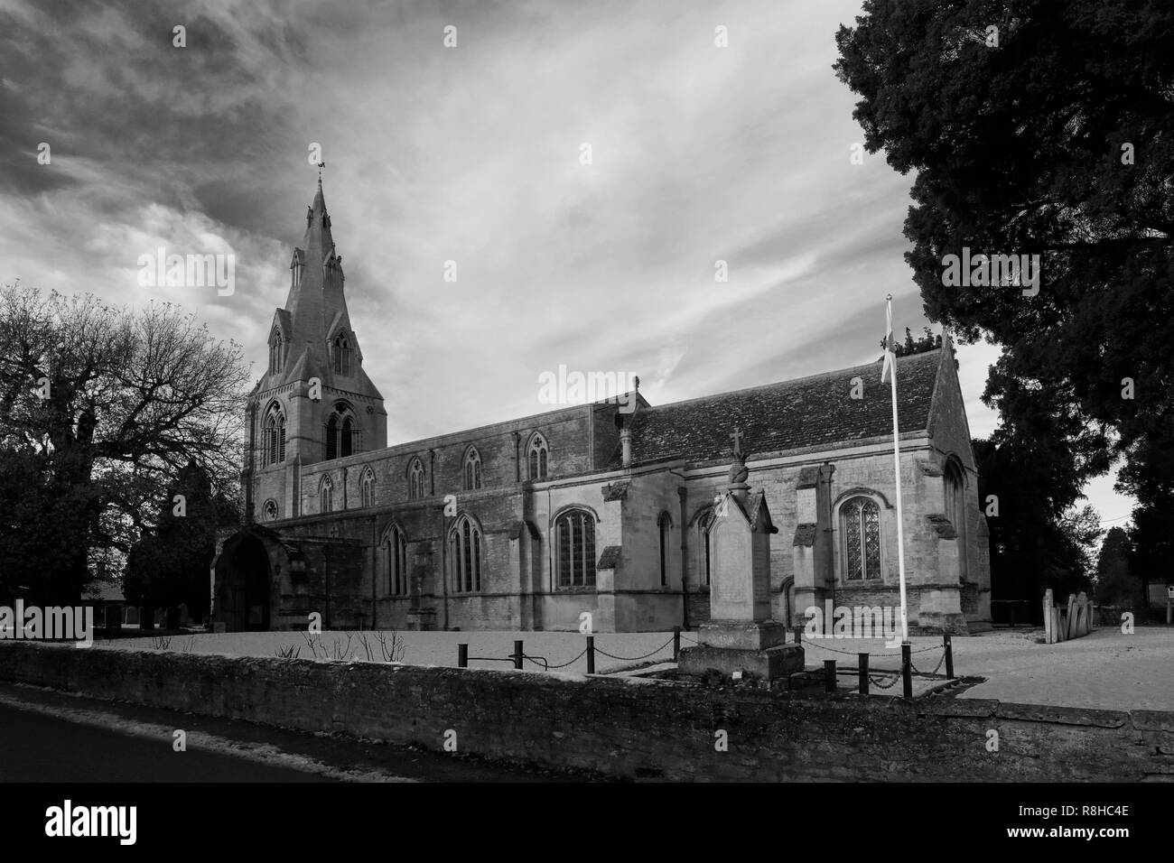 Winter snow st marys warmington village hi-res stock photography and ...