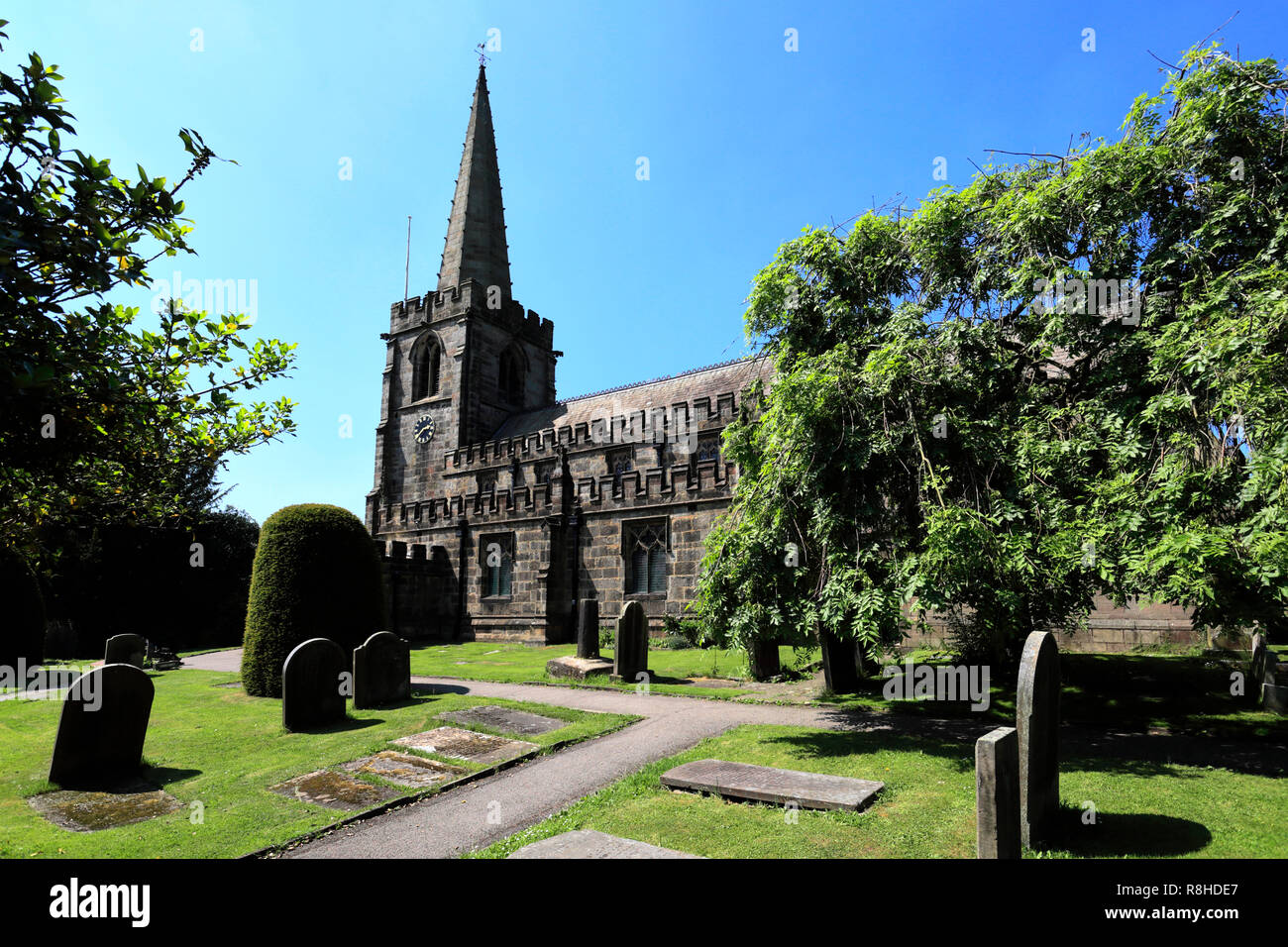 Hathersage village hi-res stock photography and images - Alamy