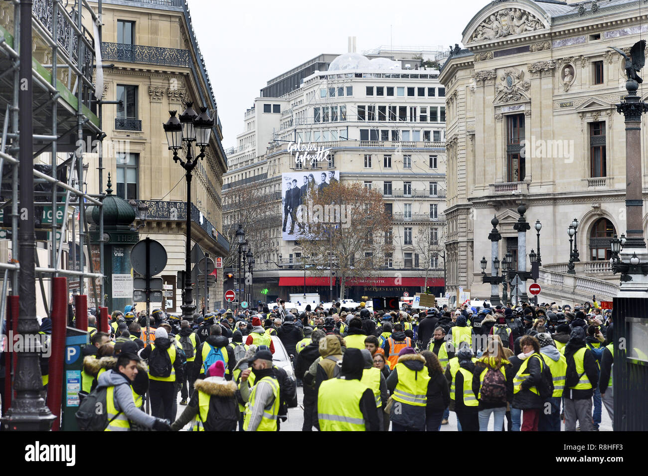Paris, France. 15th December 2018. Demonstration of the Yellow Vests in ...