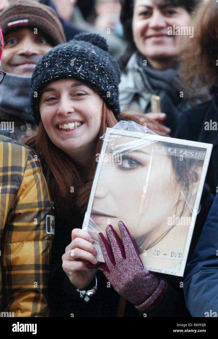 Libreria mondadori hi-res stock photography and images - Alamy