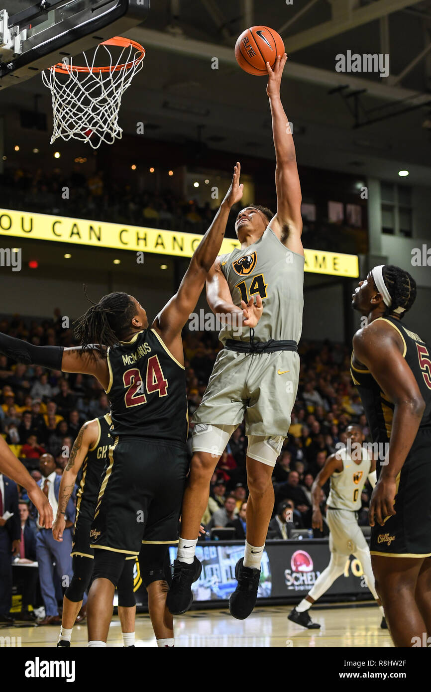 Richmond, VA, USA. 15th Dec, 2018. MARCUS SANTOS-SILVA (14) attempts to ...