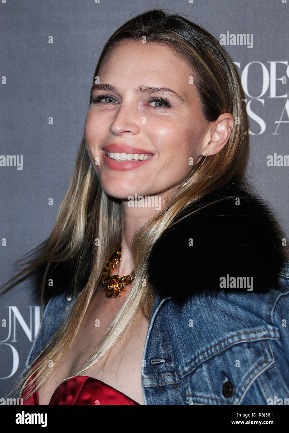 BEVERLY HILLS, LOS ANGELES, CA, USA - OCTOBER 11: Sara Foster at the ...