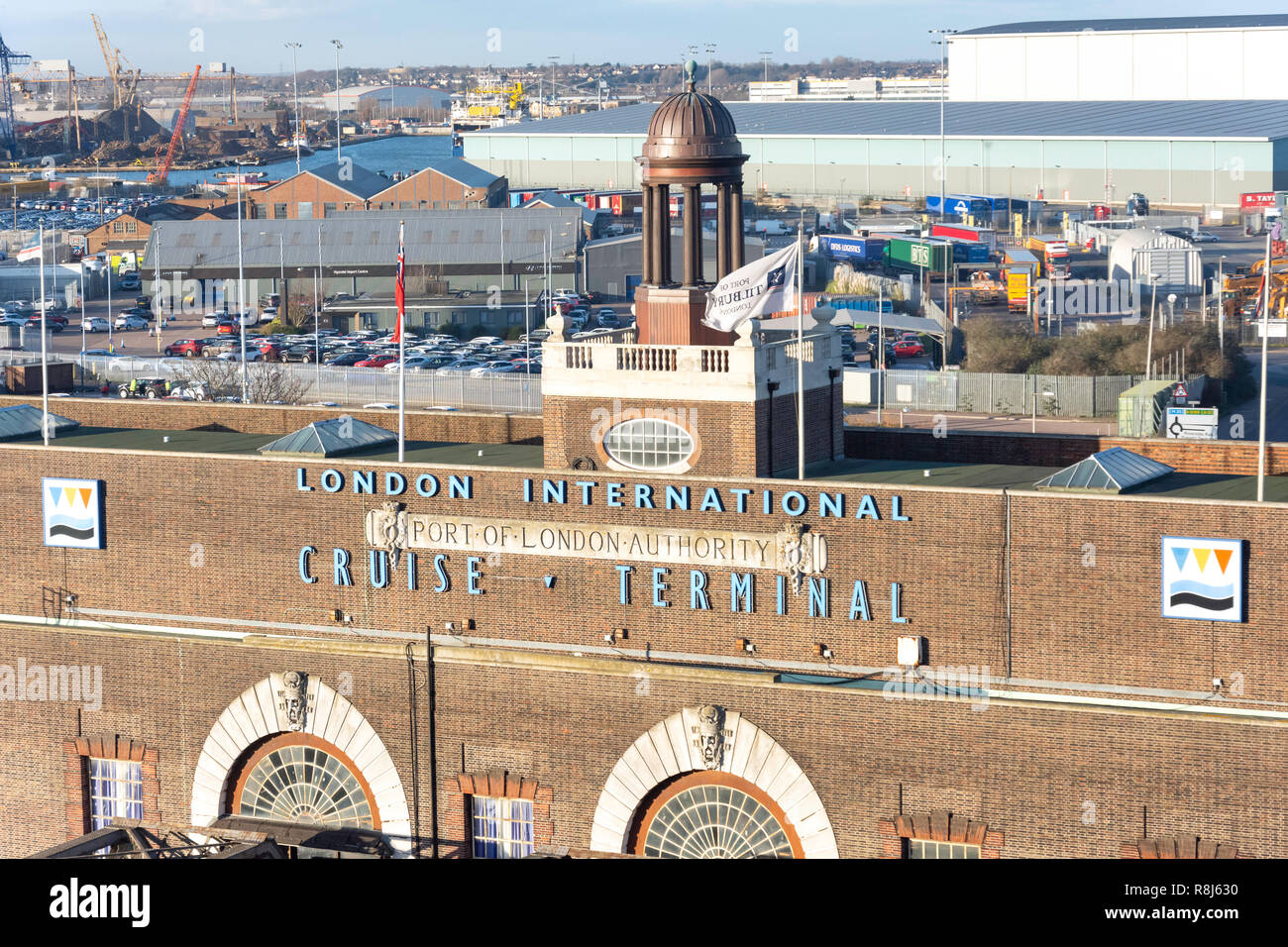 Tilbury port hi-res stock photography and images - Alamy