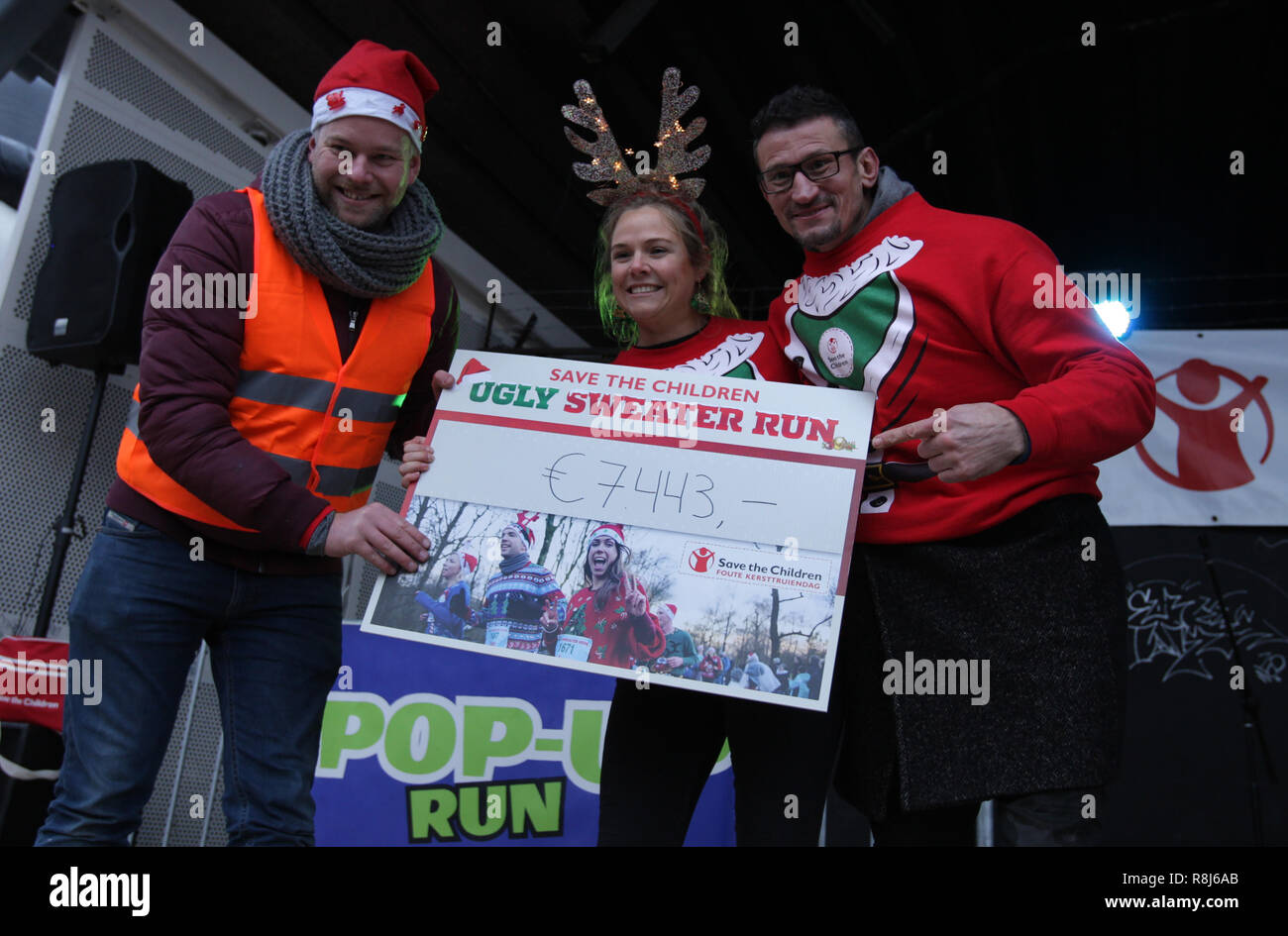 Children running race netherlands hi-res stock photography and images ...