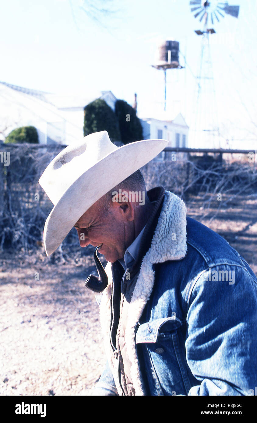Cowboy and rancher hi-res stock photography and images - Alamy