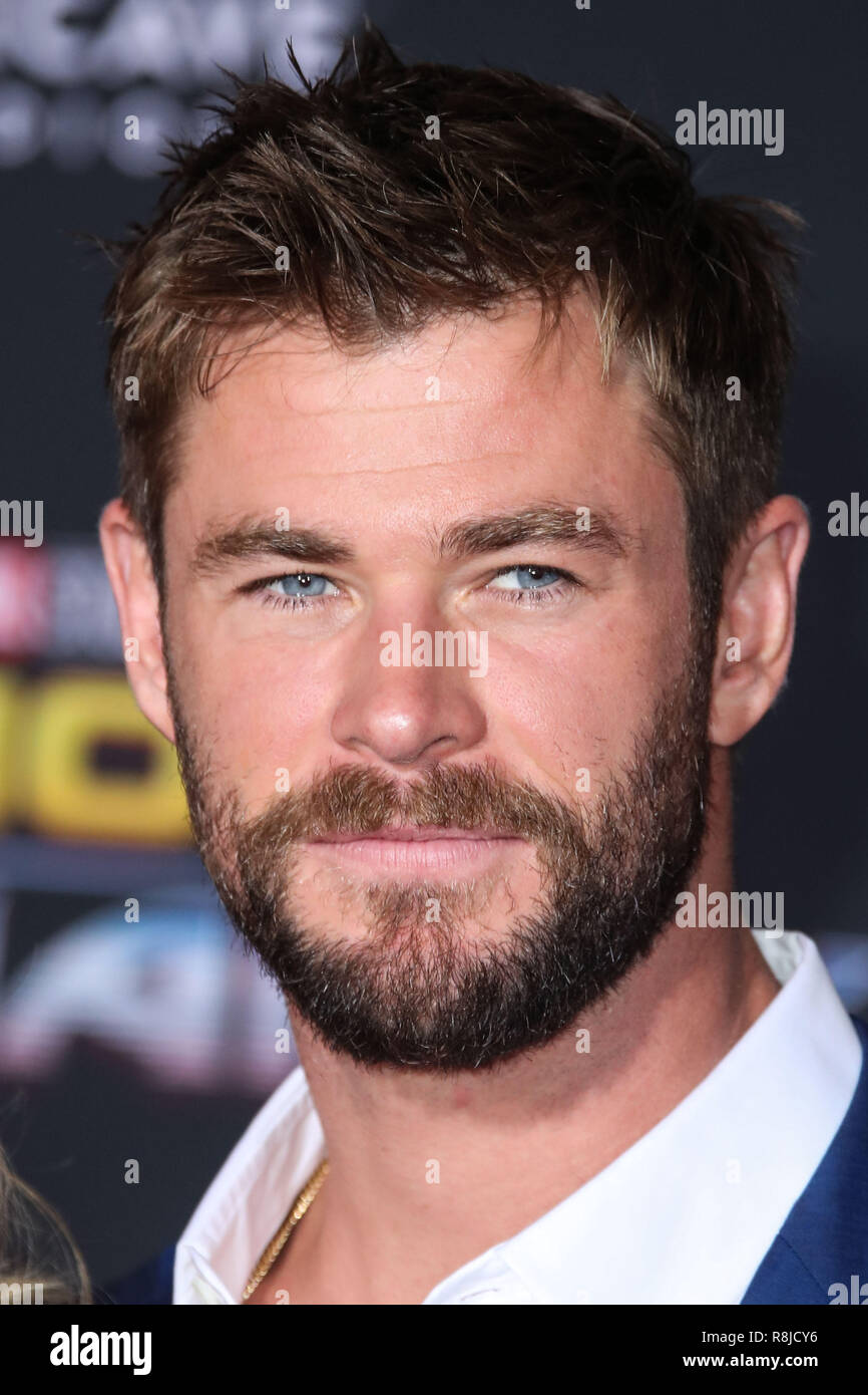 HOLLYWOOD, LOS ANGELES, CA, USA - OCTOBER 10: Actor Chris Hemsworth ...