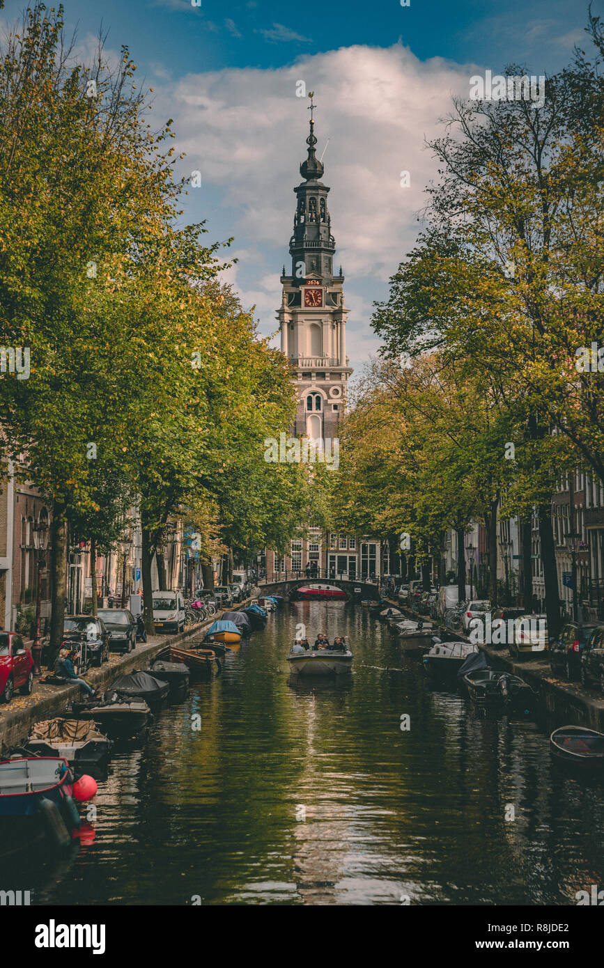 17th century canals hi-res stock photography and images - Alamy