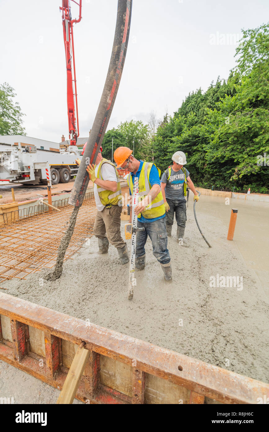 Pouring concrete slab hi-res stock photography and images - Alamy