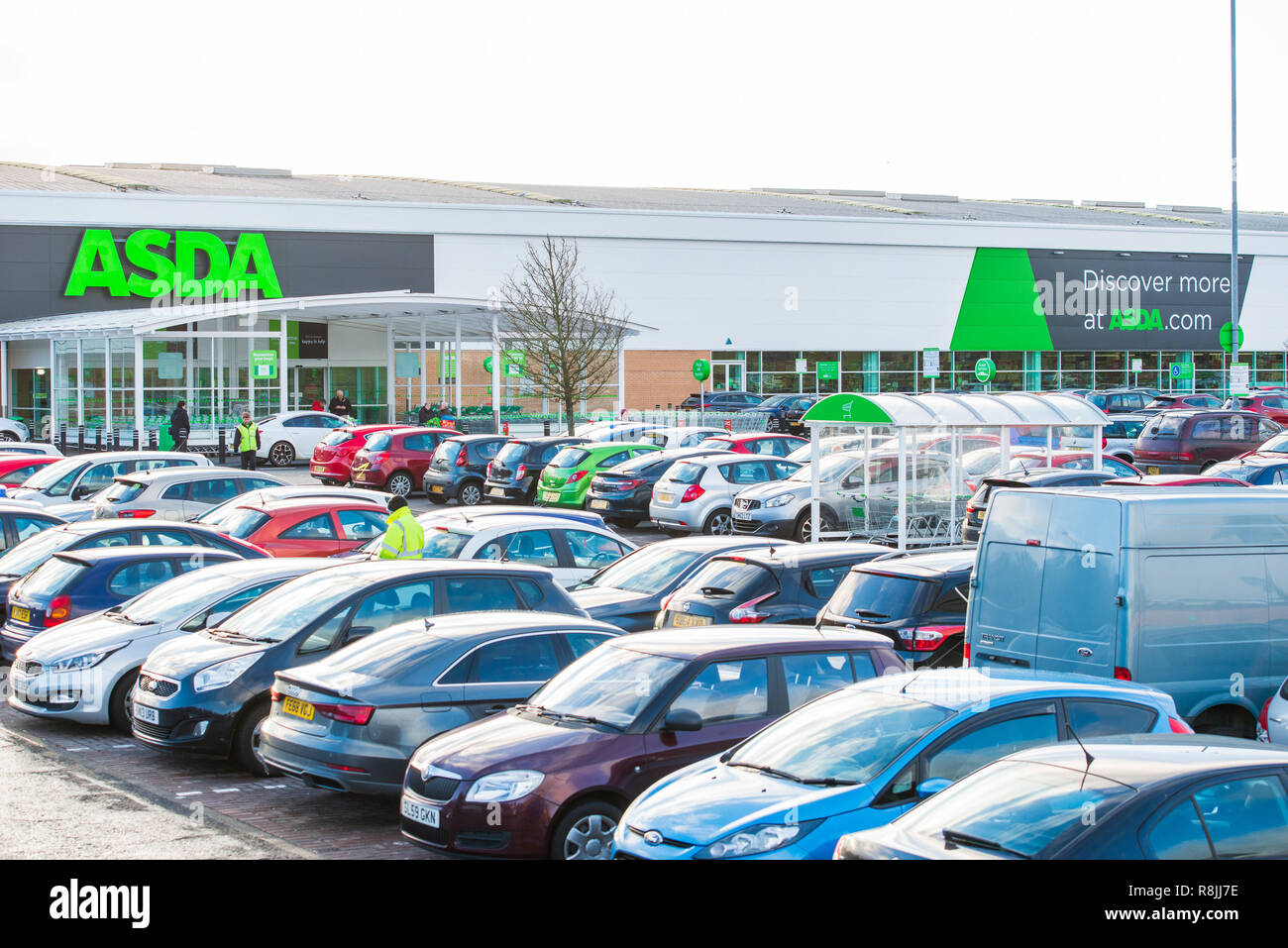 Parking asda hi-res stock photography and images - Alamy