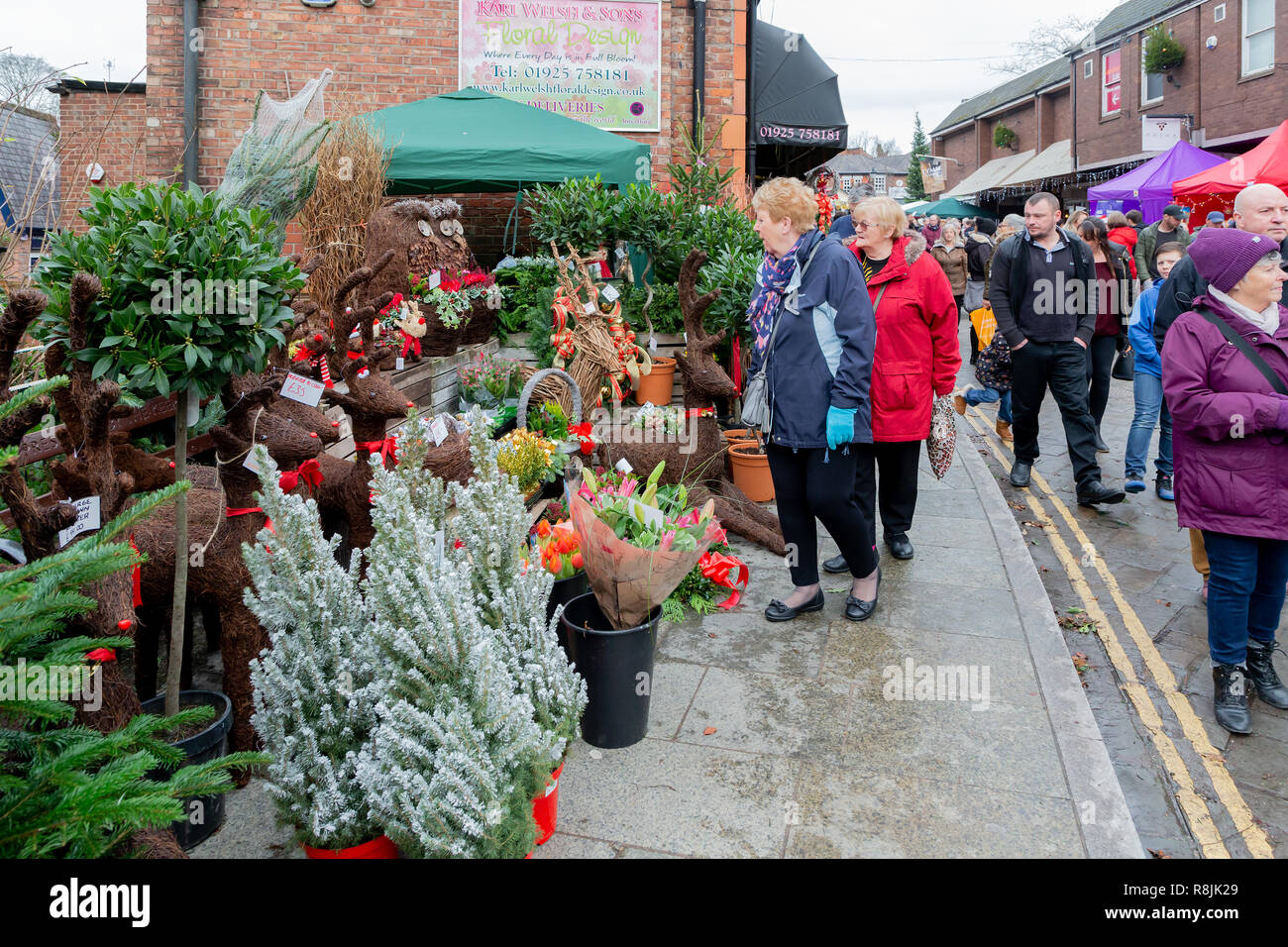 Lymm community garden hi-res stock photography and images - Alamy