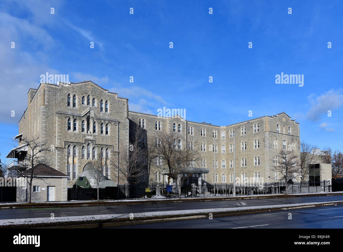 Embassy of canada hi-res stock photography and images - Alamy
