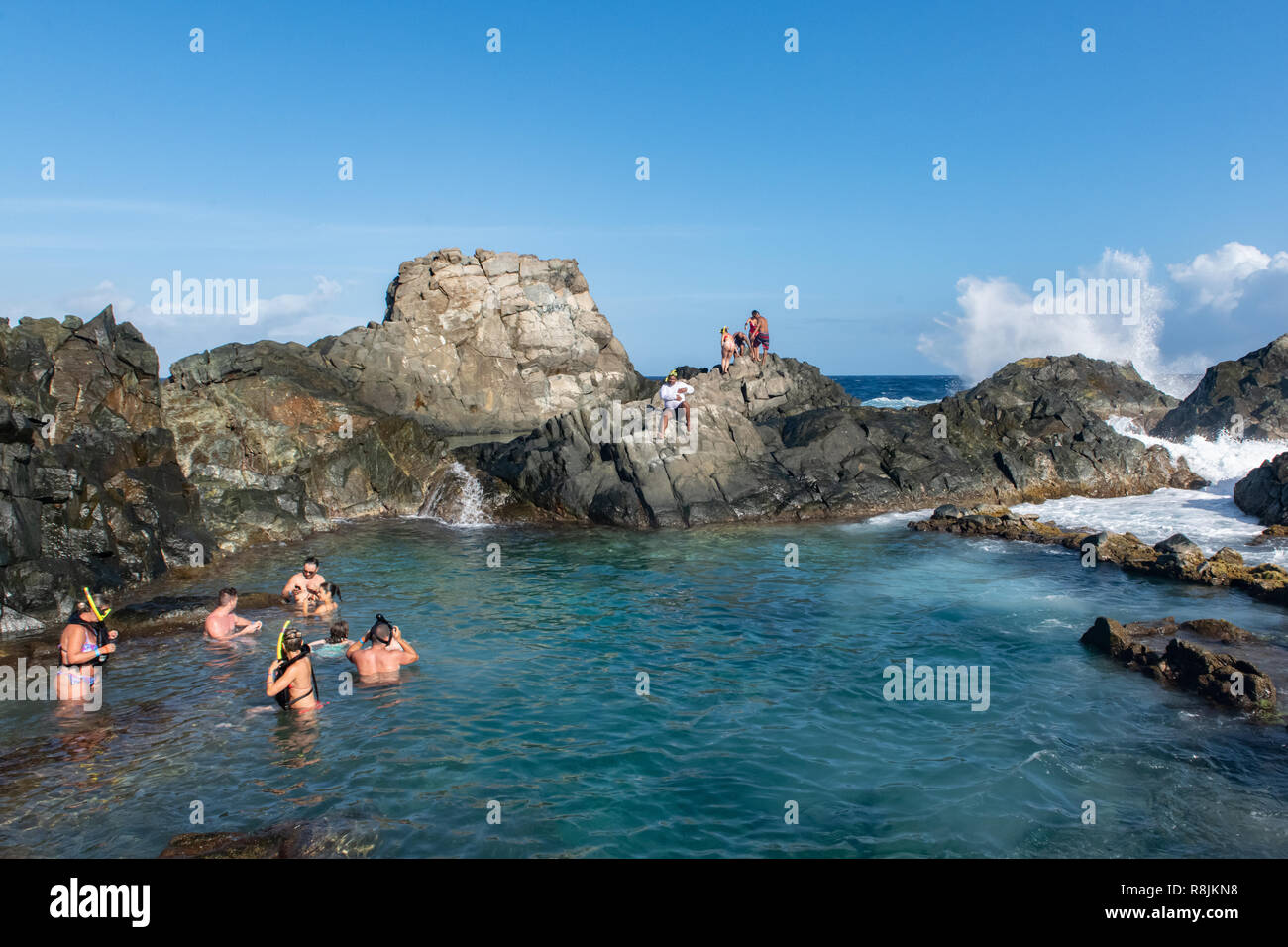 Natural pool Aruba - Conchi Aruba - massive waves crash around ...