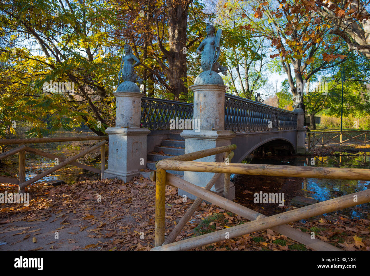 Autumn in Sempione Park in Milan, Italy Stock Photo - Alamy