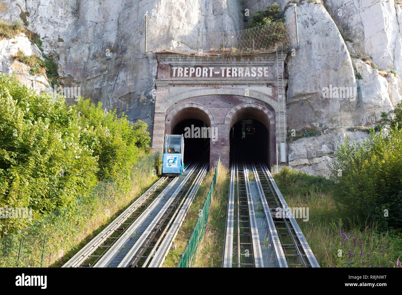 Treport terrasse hi-res stock photography and images - Alamy