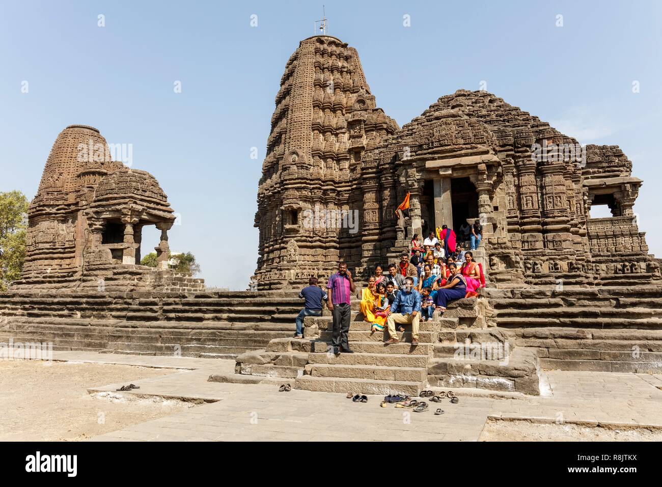 India, Maharashtra, Sinnar, indian tourists in front of Gondeshwar ...