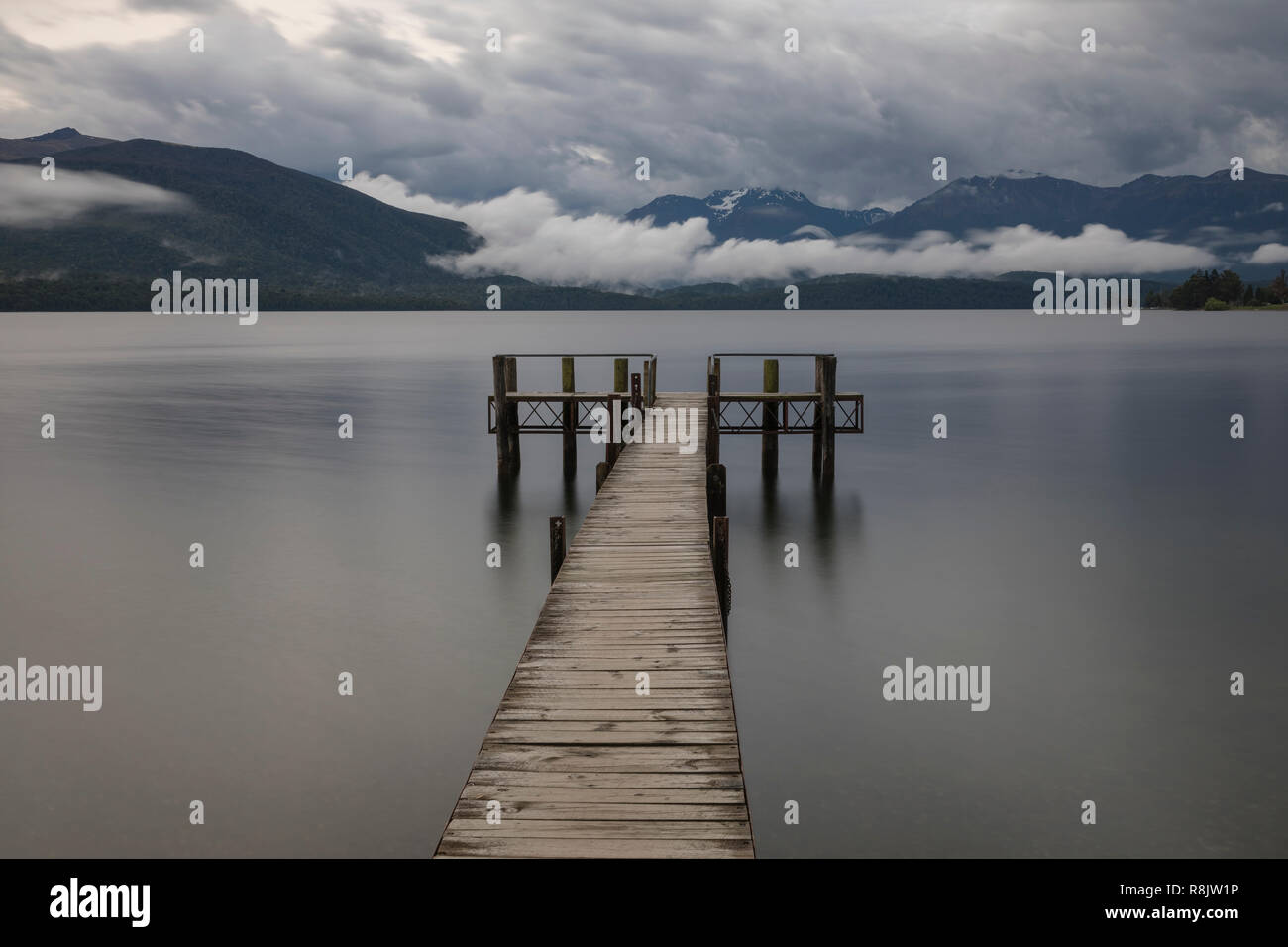 Te anau lake fiordland hi-res stock photography and images - Alamy