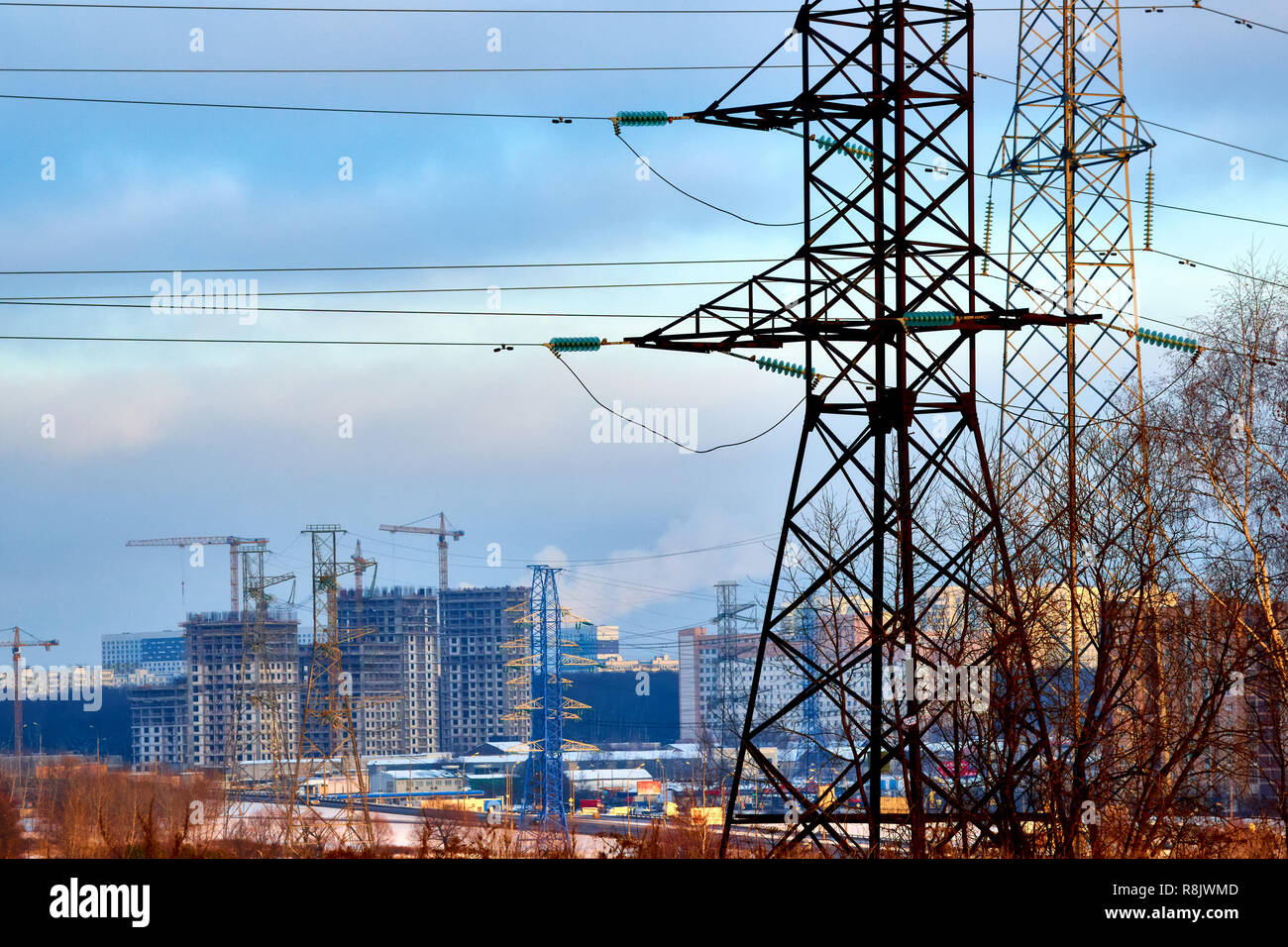 Power Lines For Houses High Resolution Stock Photography and Images - Alamy