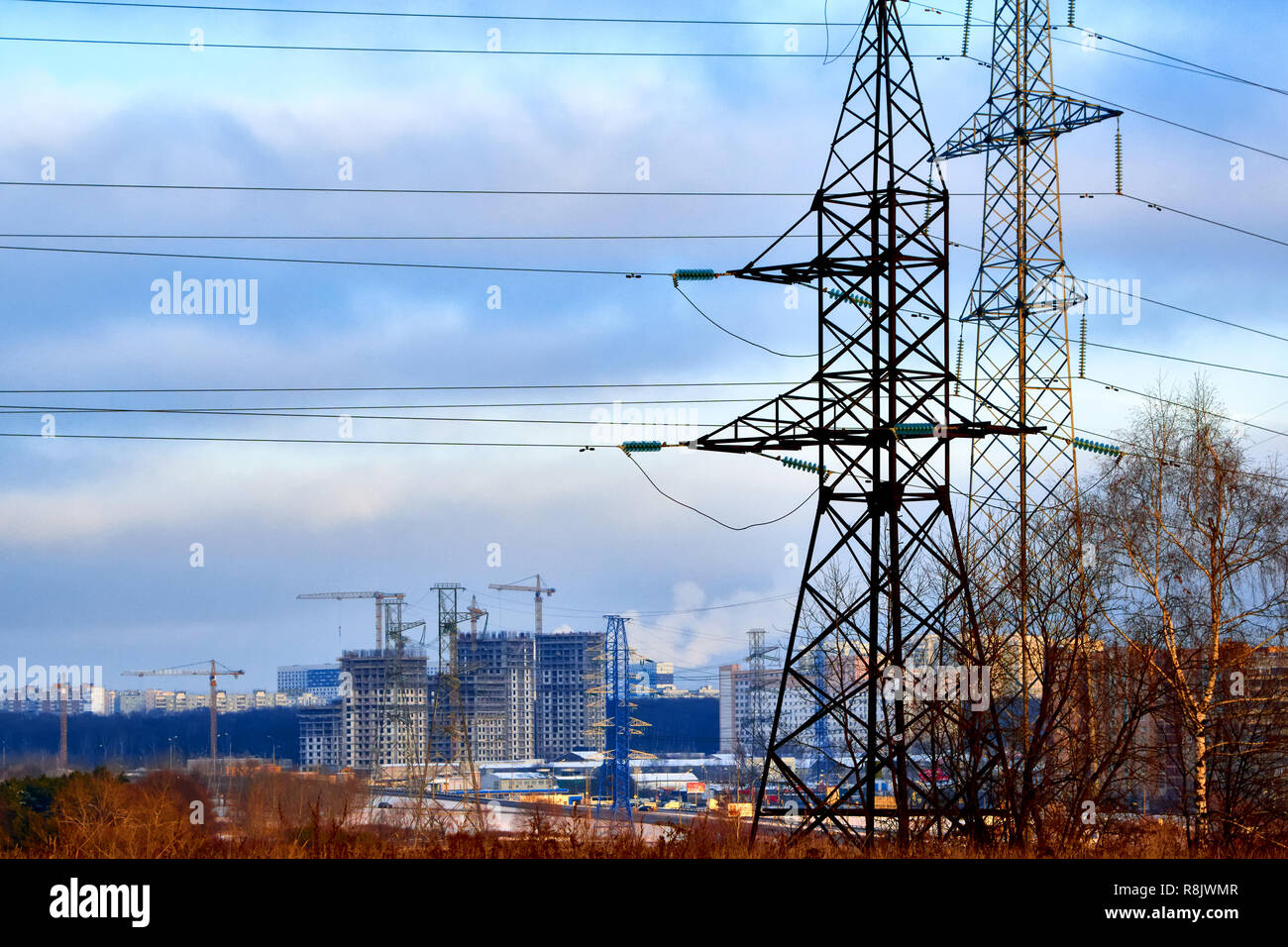Power Lines For Houses High Resolution Stock Photography and Images - Alamy
