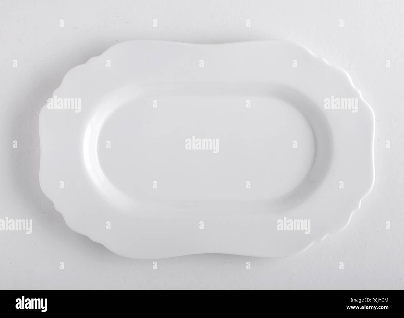 Ceramic tableware dish isolated on white background Stock Photo - Alamy