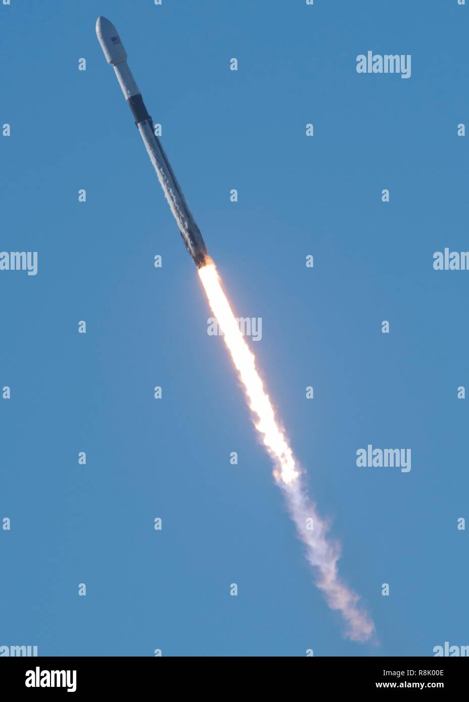 Synchronous orbit hi-res stock photography and images - Alamy