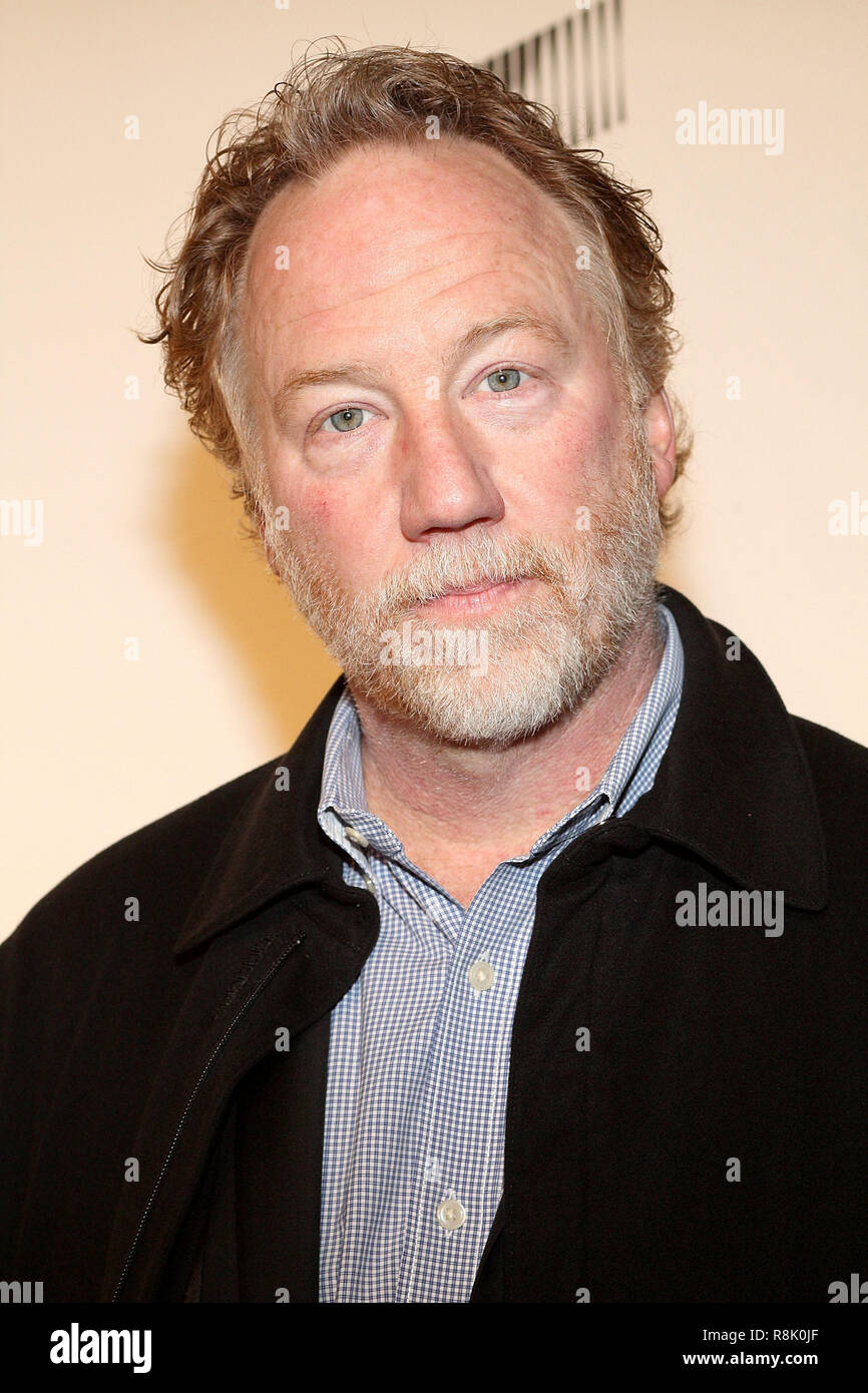 NEW YORK - JANUARY 19: Actor Timothy Busfield attends the "Damages ...