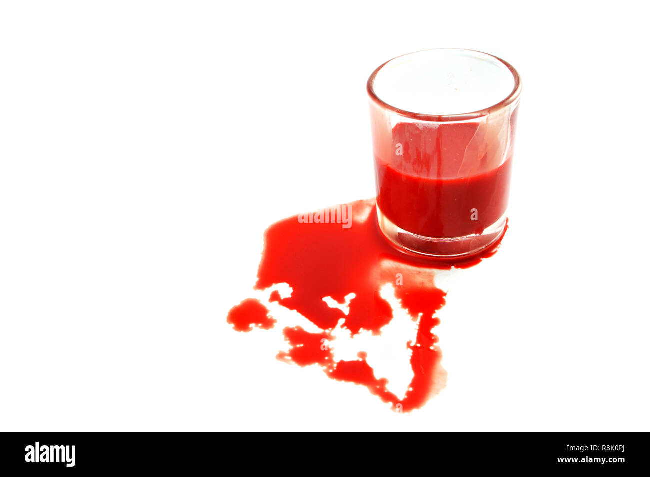 Broken laboratory glassware hi-res stock photography and images - Alamy