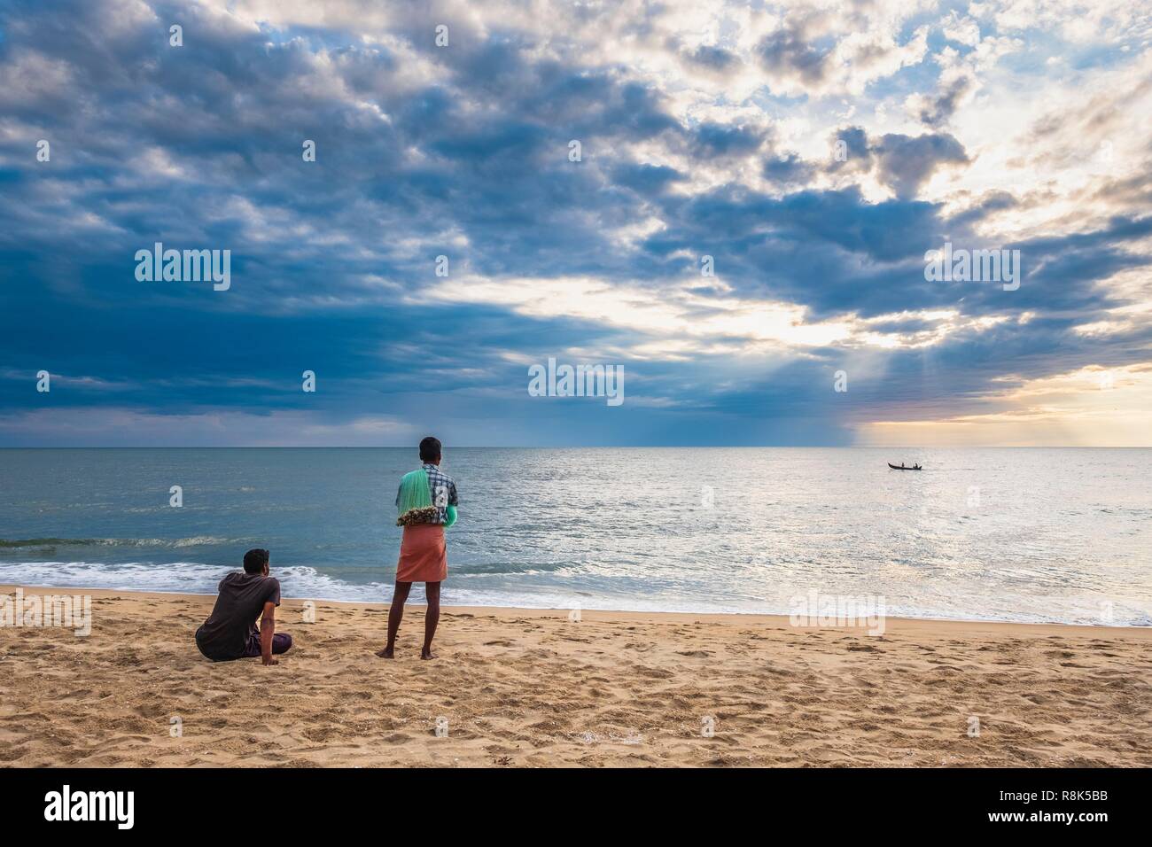 Vypin beach hi-res stock photography and images - Alamy