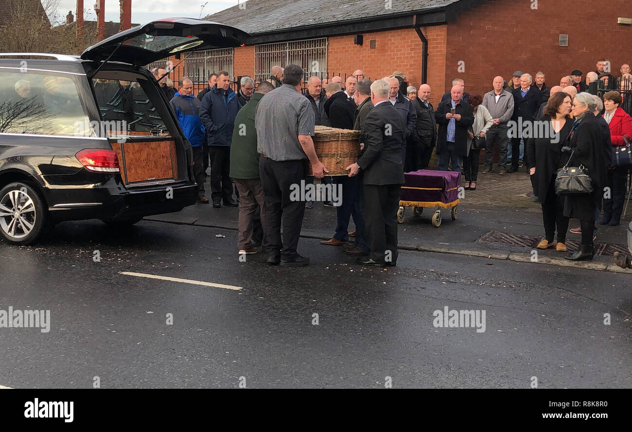 Mary garland far right looks on hi-res stock photography and images - Alamy