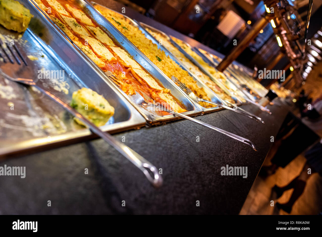 Selfservice restaurant hi-res stock photography and images - Alamy