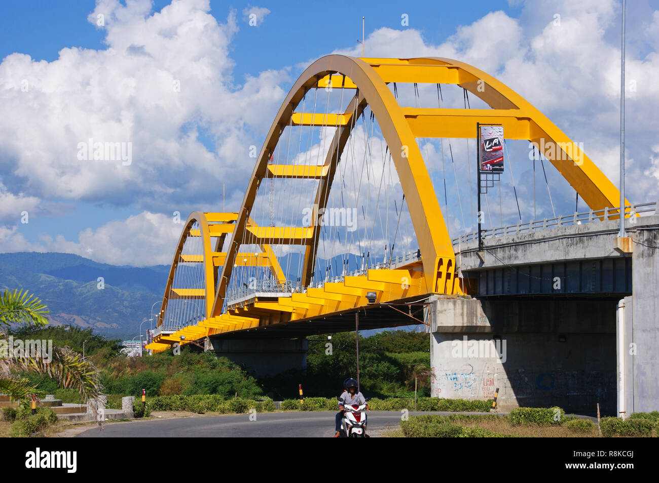 Jembatan Kuning Ponulele Bridge, Talise Beach, Palu, Central Sulawesi ...