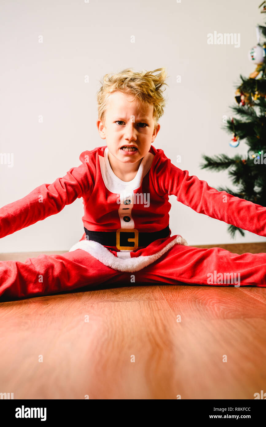 Child crying christmas tree hi-res stock photography and images - Alamy